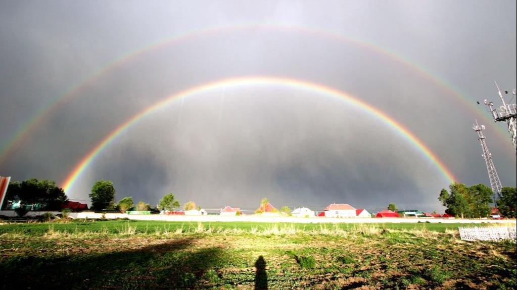 Xinjiang meteorological workers strive for rainbow forecast accuracy ...