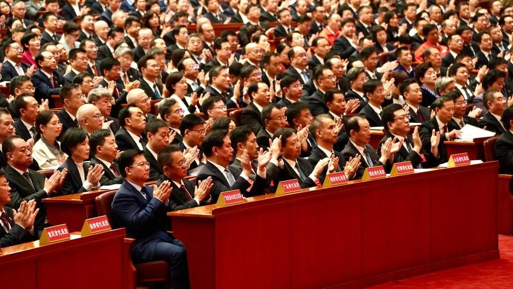 18th National Congress of Chinese Trade Unions concludes_英语频道_央视网(cctv.com)