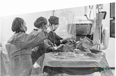 空军军医大学西京医院医生李飞：在双向奔赴中读懂初心_军事频道_央视网(cctv.com)